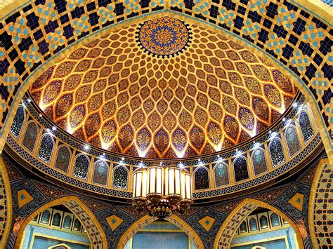 Islamic Art In Ibnbatuta Mall Messenger F150 W Cn Hisham Binsuwaif