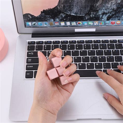 4 Keys Keyboard Fidget Keychain W Led Light Keyboard Clickerpink A Style Ebay