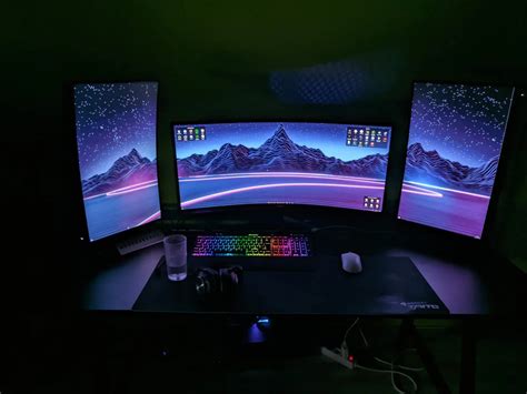 3 Monitor Setup Ideas 15 Ways To Maximize Efficiency And Comfort Spacet