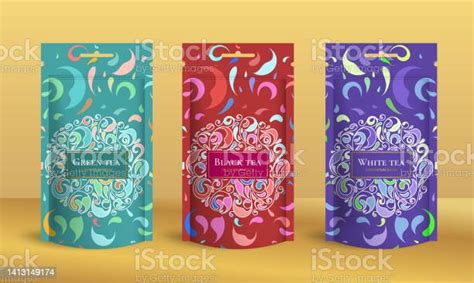 지퍼 파우치 백 모형을 사용한 차 포장 디자인 벡터 장식 템플릿입니다 우아하고 고전적인 요소 음식 음료 및 기타 패키지 유형에 적합합니다 배경 과 벽지에 사용할 수 있습니다