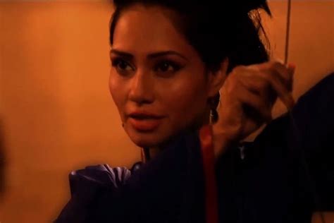 5 Rekomendasi Film India Terbaik Yang Penuh Adegan Panas