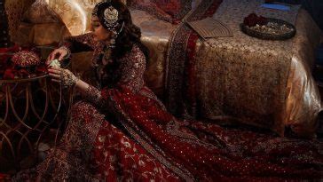 Dur E Fishan Saleem Looks Ravishing In Luxury Bridal Wear Lens
