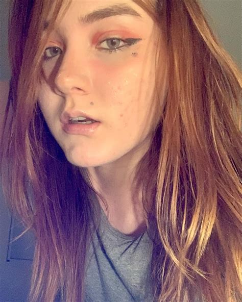 ‎julieta ฅฅ נשר קטן‎ Julietabuzatto • Instagram Photos And Videos