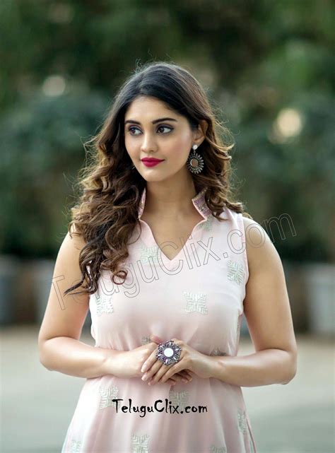 Surbhi Puranik Wallpapers Top Free Surbhi Puranik Backgrounds