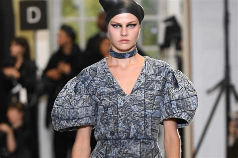 أحدث قصات فساتين للصدر الكبير مجلة الجميلة