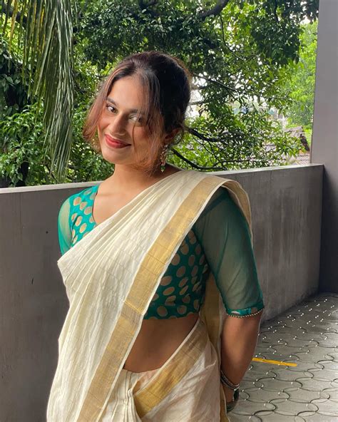 Nayanthara Chakravarthy Rmallubabe