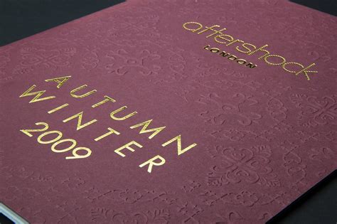 how to use and blend multiple textures with custom values in three js