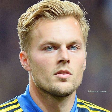 Pin By Elizabethawnneuer On Fußball Swedish Men Blonde Guys Beautiful Men