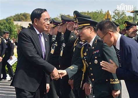 บิ๊กตู่ ชื่นมื่นร่วมวันสถาปนา 73 ปี ร 21 รอ ฮาลั่นทักทหารรุ่นน้อง แก่กันหมดแล้ว Matichon