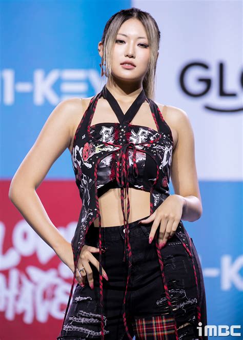 포토 하이키 옐 막내 뜨거워지자