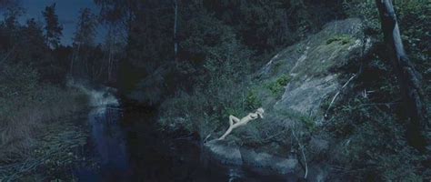 61 Best Kirsten Dunst Images On Pinterest Kirsten Dunst Good Looking Women And Beautiful