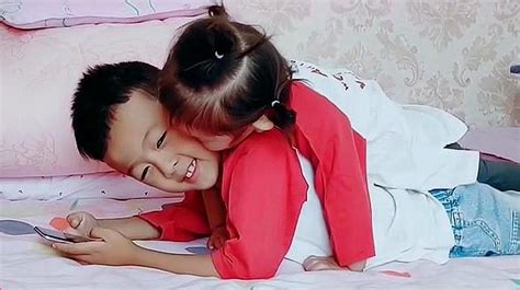 萌宝萌萌哒系列女儿是爸爸的小情人