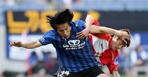 머리 좀 치워봐