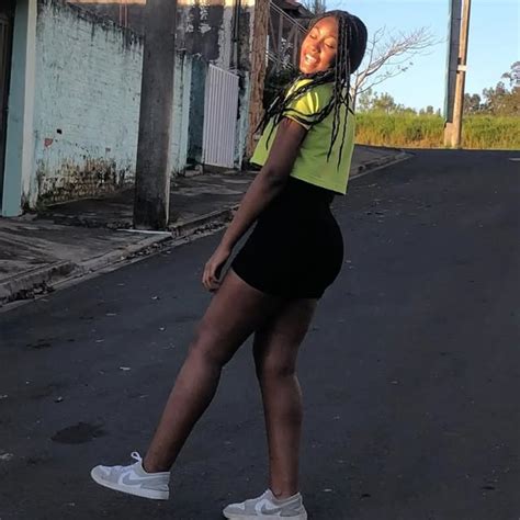 Jady Julyan Jady Pretinha Rara Threads Say More