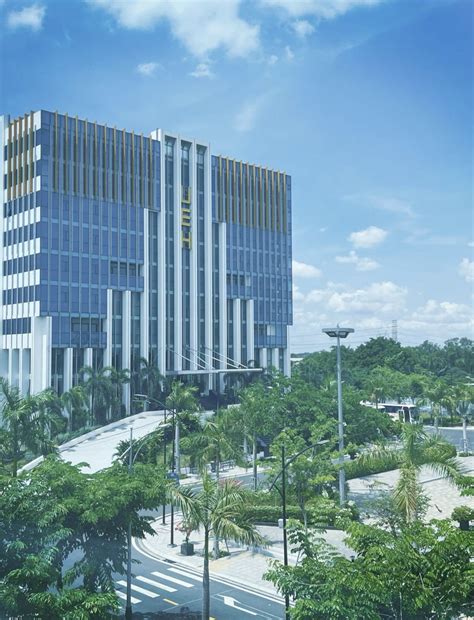 Ghim Của 🌷 Trên Ueh 🏫 Hình ảnh Ảnh ấn Tượng Trường đại Học