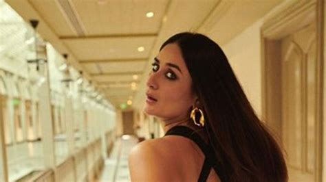 Kareena Kapoor Make Heads Turn As She Walks The Ramp In Style At Mumbai