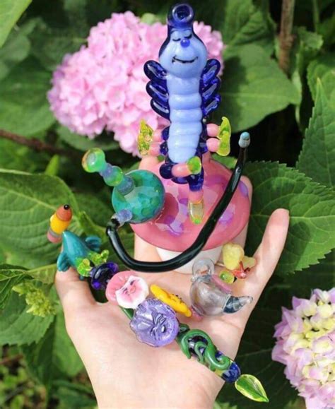 Alice In Wonderland Glass Pipe Piece Im So Sad Life In Pictures