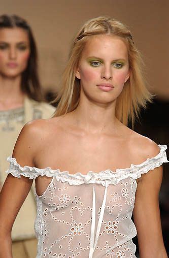 Runway Rack On Display Breezy Sagoth