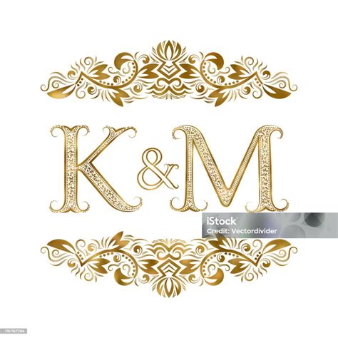 K와 M 빈티지 이니셜 기호입니다 문자는 장식 요소에 둘러싸여 있습니다 결혼식 또는 비즈니스 파트너 로얄 스타일의 모노 그램 모노그램에 대한 스톡 벡터 아트 및 기타 이미지