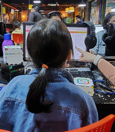 Leila Dash On Linkedin Coding Coding Interactiveactivities Games Scratch Blockly