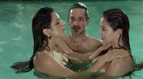 Naked Aislinn Derbez In Macho