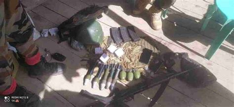 ရေဇွာမြို့တွင် စစ်ကောင်စီ တပ်သား ၂ ဦး လက်နက်များ ယူဆောင်လာပြီး အလင်းဝင်လာသောကြောင့် ငွေကျပ် သိန