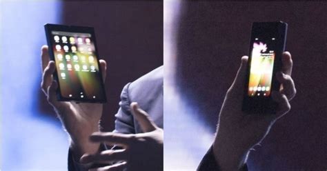 Samsung S Fancy New Foldable Smartphone Looks Like A Really Slick Piece Of Hardware