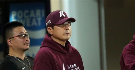 ‘아쉬운 준우승 홍원기 키움 감독 “선수들에게 최고의 찬사 보내고 싶다” Ks