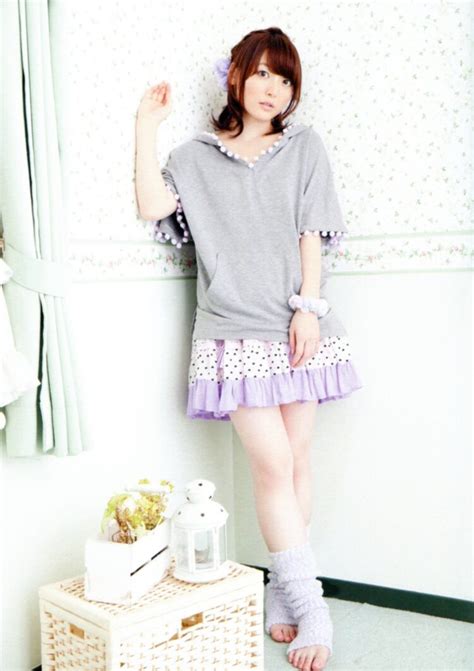 Kana Hanazawa Feet