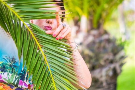 Page 34 Peep Images Free Download On Freepik