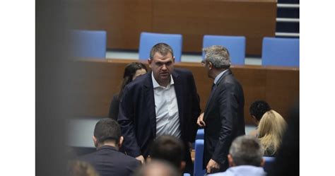 Делян Пеевски ДПС подкрепя в Конституцията да бъде вписано членството на България в ЕС и НАТО