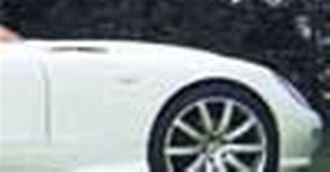 The Rev Of A Sportscar Engine Makes Women Feel Hot Mirror Online