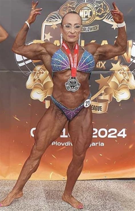 Сребро за Галина Продромова от Поморие на Международно състезание по културизъм