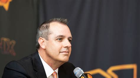 Финикс представи новия си треньор