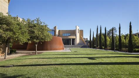 The Iris And B Gerald Cantor Center For The Visual Arts Swa Group