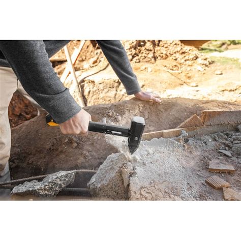 Toughbuilt 4 Lb Smooth Face Steel Head Fiberglass Blacksmith Specialty