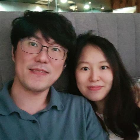 다람맘 이민경 쉽고 재밌는 엄마표놀이 • 육아정보 🎄크리스마스트리 말고 크리스마스트리 장갑 놀이 어느새 일년이 지나가고 조금 있으면 크리스마스에요 여러분은 집에