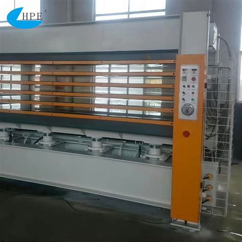 Partition Wall Sandwich Panel Multilayer Polyurethane Foaming Laminating Machine Sandwich