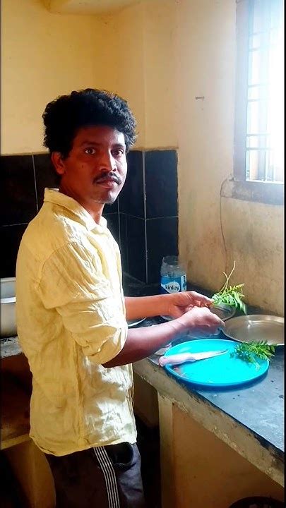 బ్యాచ్లర్ పప్పుగుతిబీర్ బాటిల్ తో రుబ్బబడును🤪 Youtube