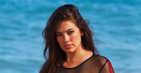 Ashley Graham Proves Red Is Her Color In These 6 Swim Pics Swimsuit