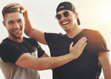 Signs Of Bisexuality In Males