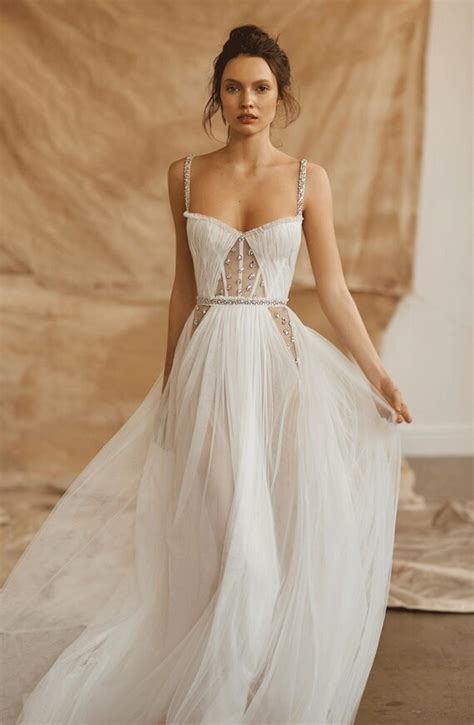 8 Hot Sexy Berta Sierra Bikini Pics