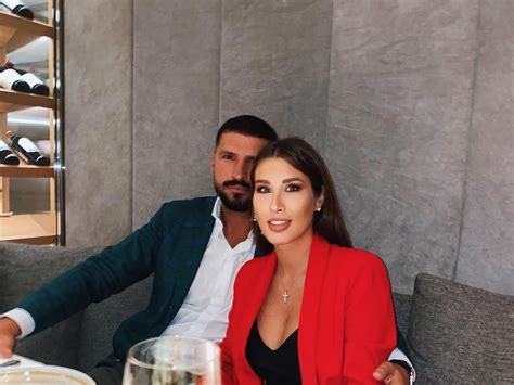 ქეთა თოფურია ქმართან ერთად დუბაიში ერთობა