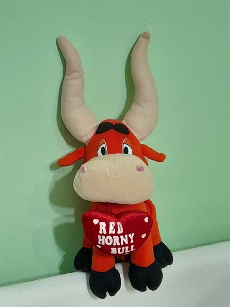 Фігурка бика мяка плюшева Berentoys Red Horny Bull 40 Cм — ціна 285 грн у каталозі Статуетки