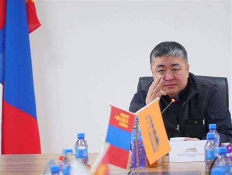 Ж Ганбат Уурхайчдын цалин урамшууллыг хөндөхгүй E Mn