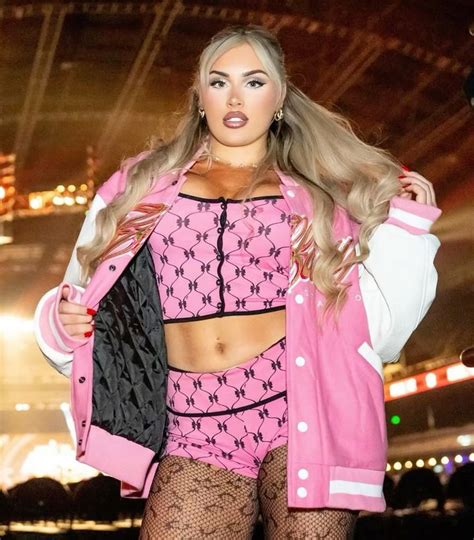 Tiffany Stratton Wwe Outfits Tiffany Strawton Outfits Pink