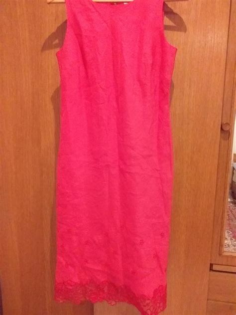 Сукню — ціна 210 грн у каталозі Сукні міді Купити жіночі речі за доступною ціною на Шафі