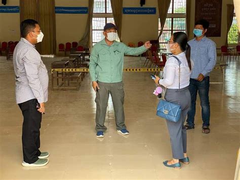 ថ្នាក់ដឹកនាំ មន្ដ្រីរាជការ មន្ទីរព័ត៌មានខេត្តព្រះវិហារចាក់វ៉ាក់សាំងការពារជំងឺកូវីដ ១៩ ដូសទី៣