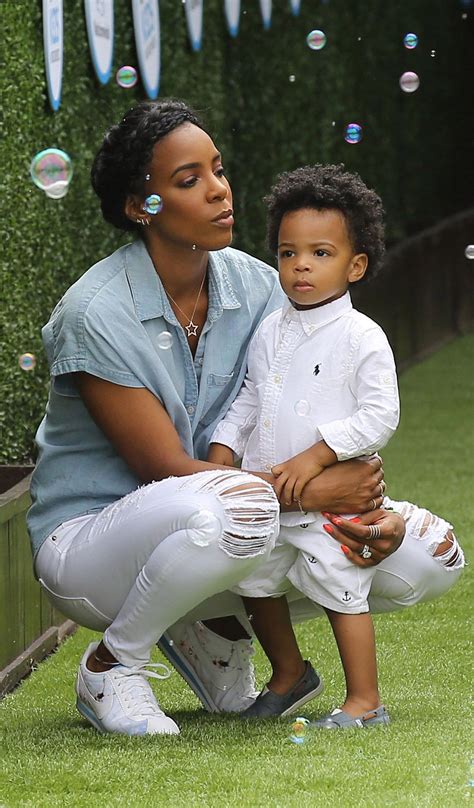 Kelly Rowland And Her Son Titan Have Mommy And Me Hair Down To An Art