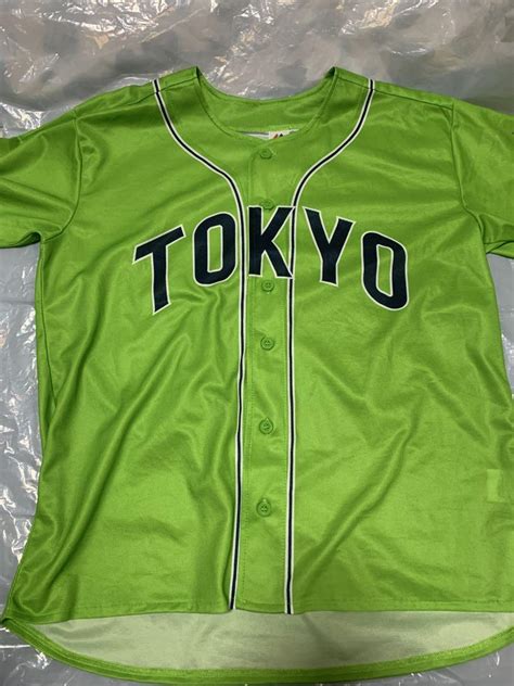 ヤクルトスワローズユニフォーム メルカリ